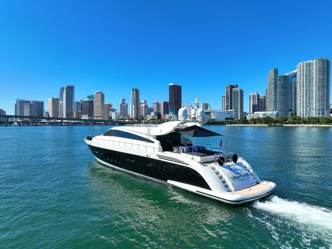 VENTURE yacht for sale (Leopard Yachts, 30.5m, 2007)